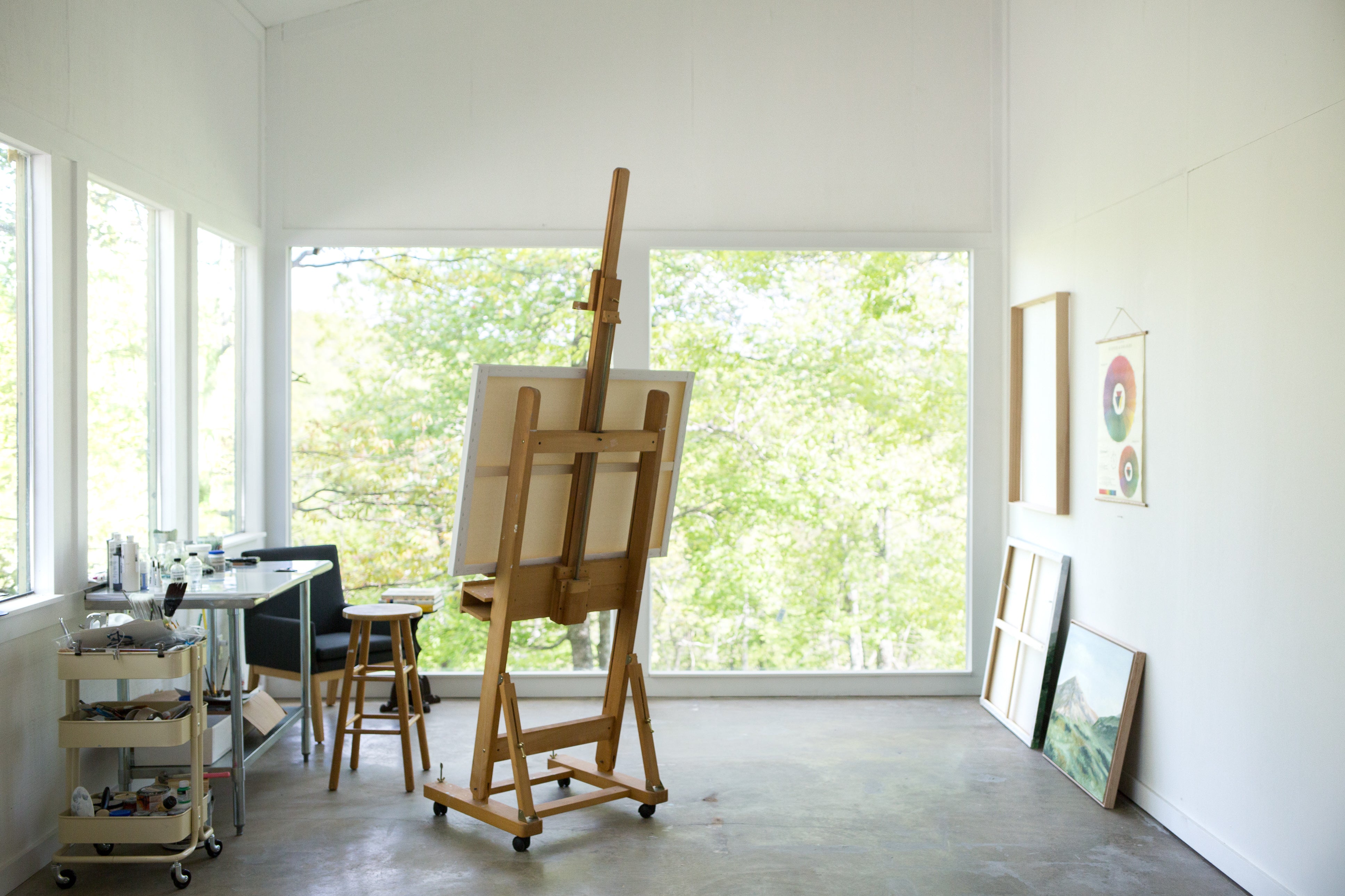HOW TO SET UP YOUR STUDIO SPACE. – Lucy Reiser Fine Art